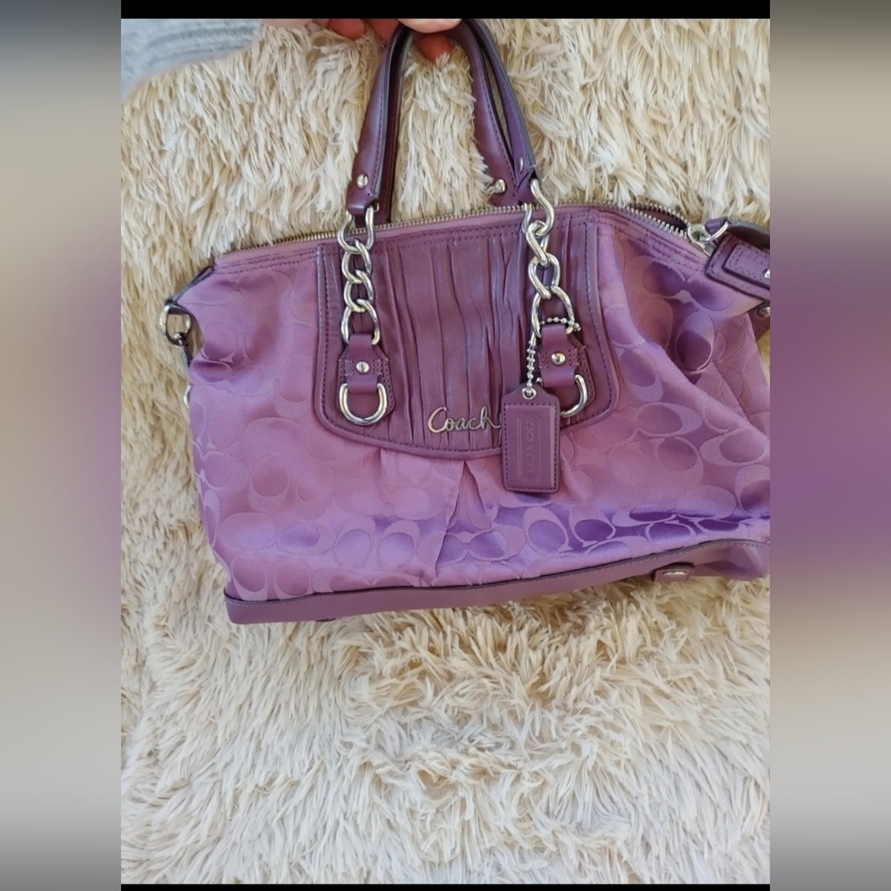 Coach Ashley Satchel Mauve Signature Pleated - Gem